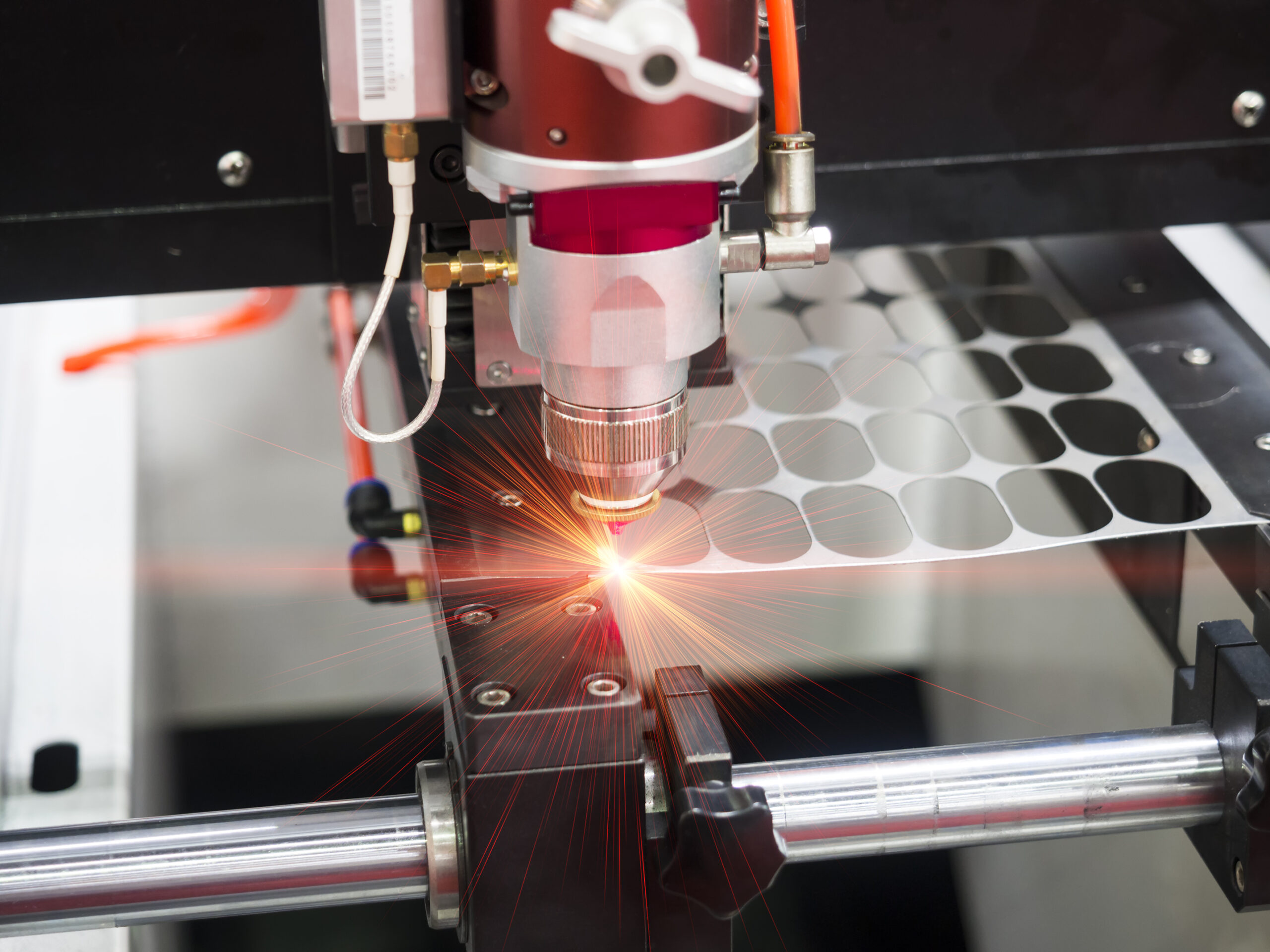 5 Things Most People Don't Know About Laser Cutting - Man Manual